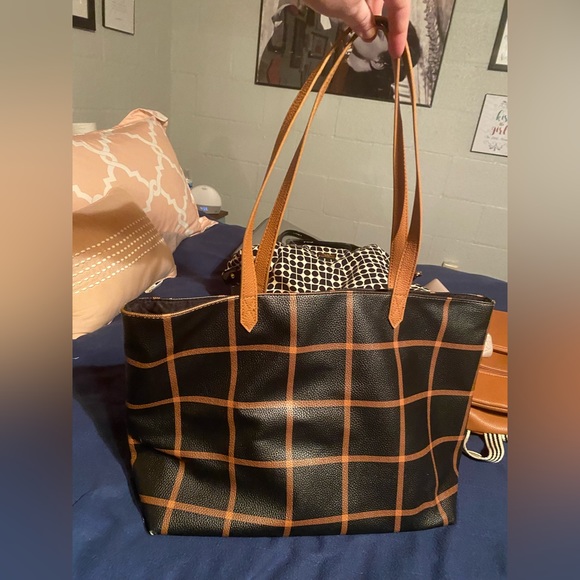 thirty-one | Bags | Thirtyone Modern Tote In Caramel Windowpane | Poshmark
